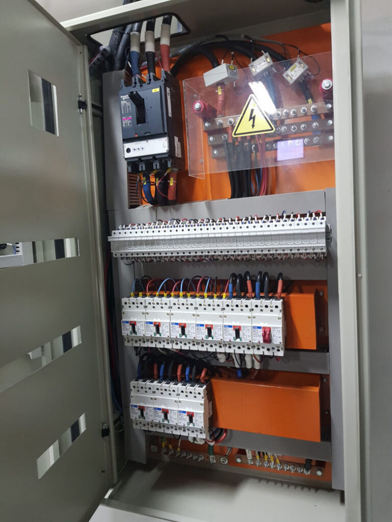 Tableros Eléctricos – D- Energy